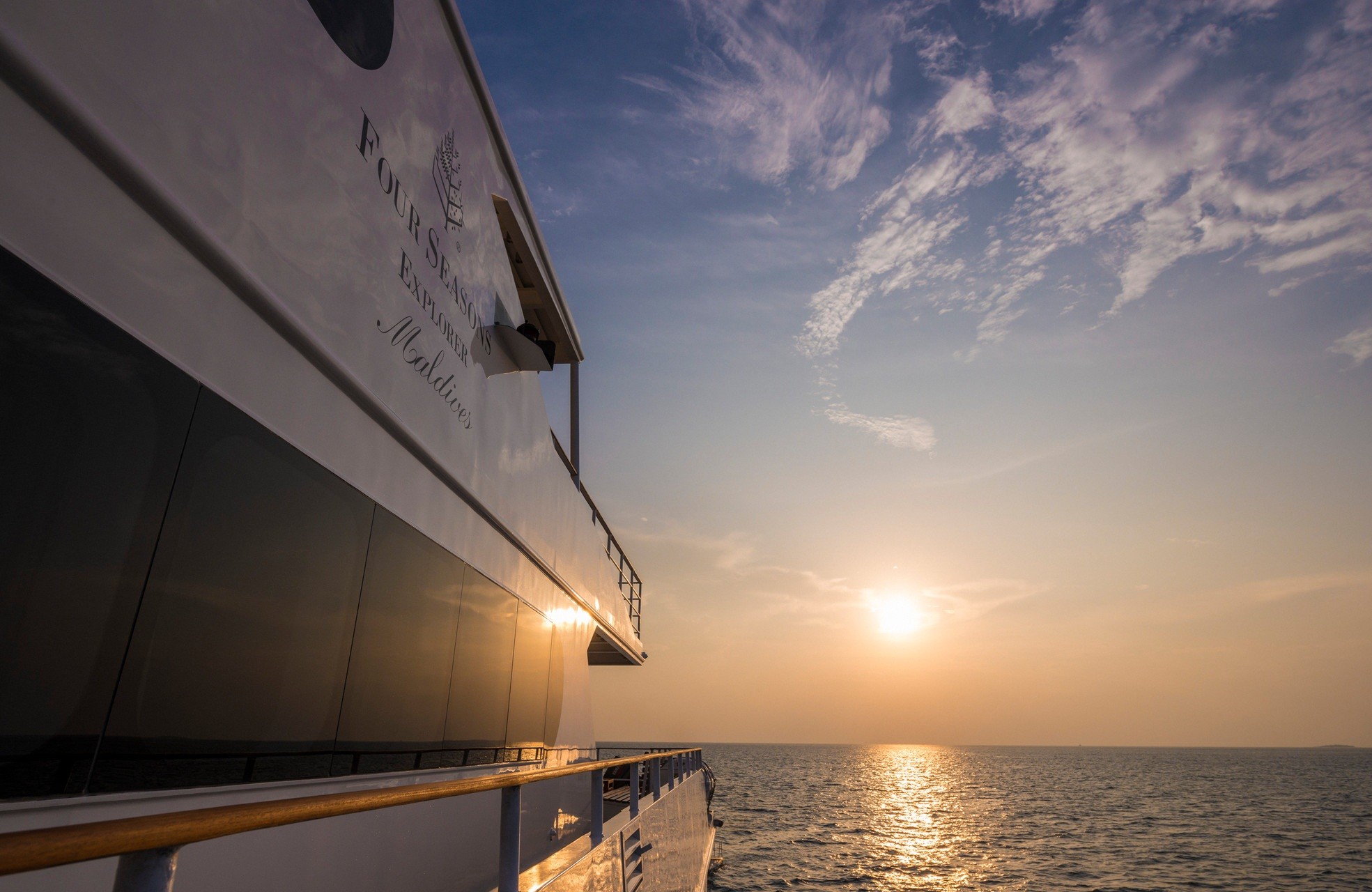 Four Seasons Explorer :: Island Holidays Maldives